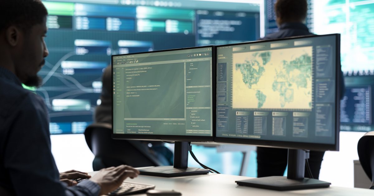 Protecting your SOC/SIEM infrastructure with Oakdoor™ | Oakdoor